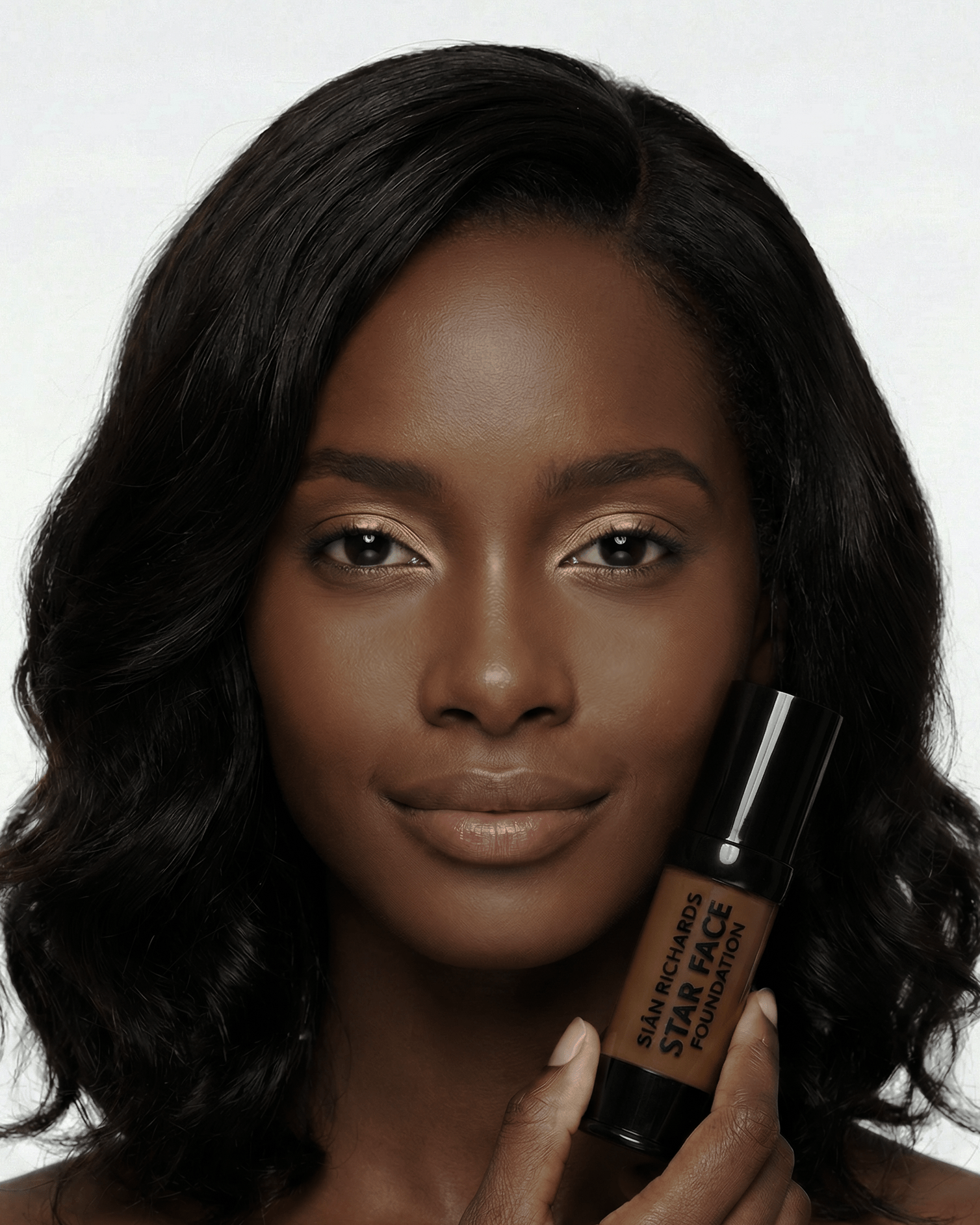 Star Face Foundation - Movie Magic by Siân Richards London